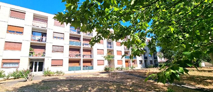 Appartement 2 pièces à vendre à Mantes-la-Jolie, Centre-ville