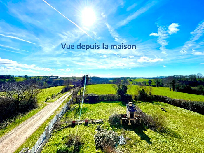 Maison à vendre - La Salvetat-Peyralès - 5 pièces - 3 chambres