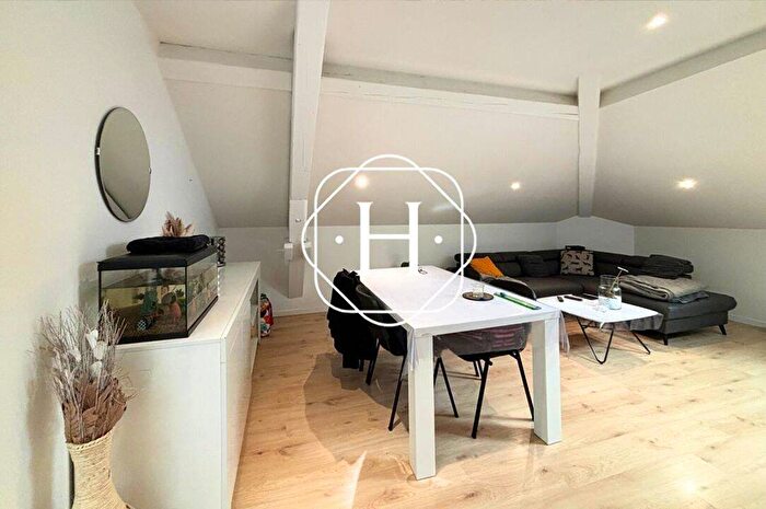 Appartement à louer - Bourg en Bresse - 4 pièces - 3 chambres