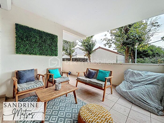 Appartement à vendre - Charvieu-Chavagneux - 5 pièces - 3 chambres