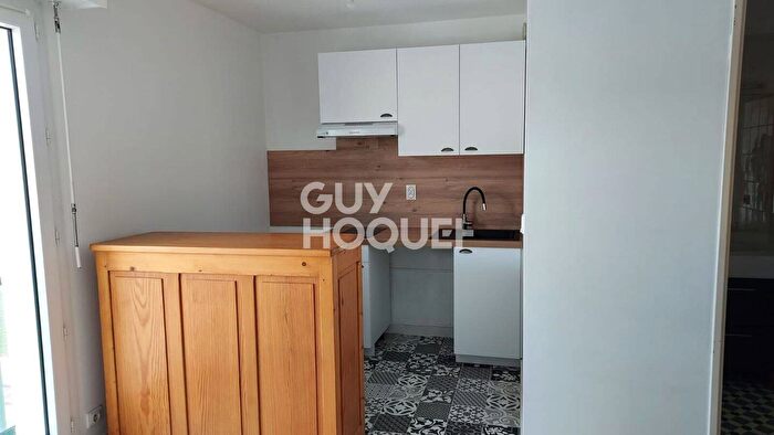 Appartement à louer - Sud Ville, Chartres - 2 pièces - 1 chambre