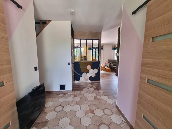 Frières-Faillouël : Maison 6 pièces à vendre