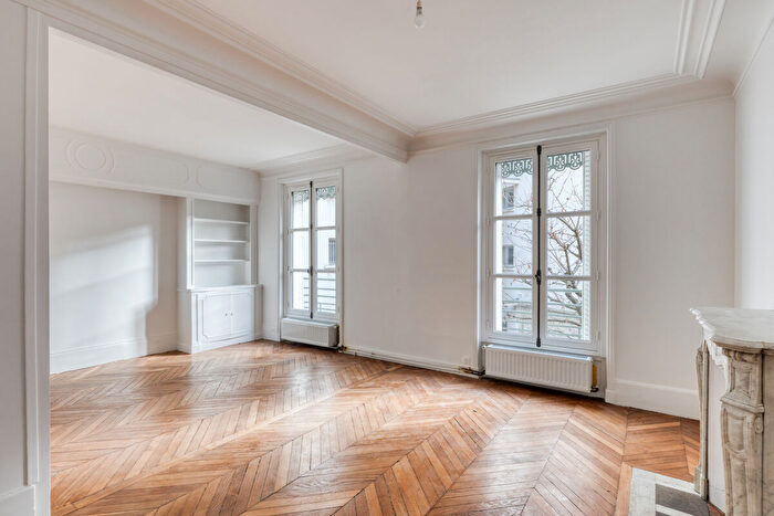 Appartement à louer - Paris e , Porte de Saint-Cloud, Auteuil-Sud - 2 pièces - 1 chambre