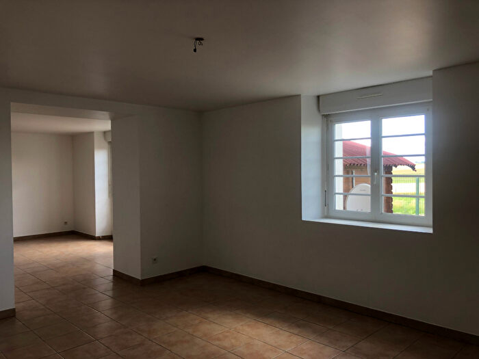 Appartement 4 pièces à Épizon, à louer