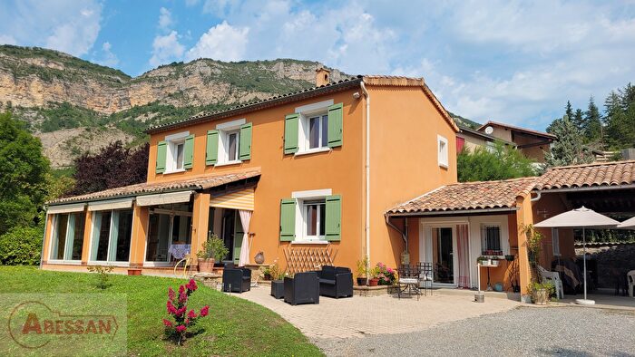 Maison 6 pièces à vendre - Laragne-Montéglin
