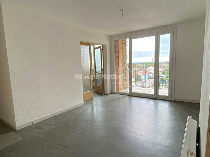 Appartement à louer - Carpentras, Ouest - 3 pièces - 2 chambres