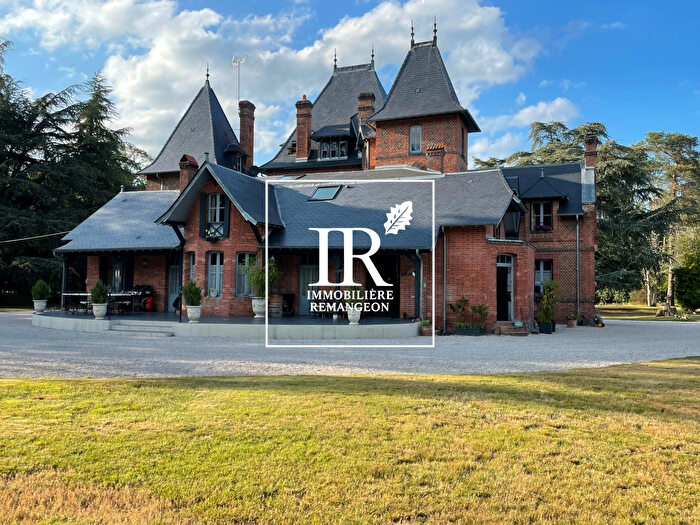 Maison 10 pièces à vendre à Nouan-le-Fuzelier