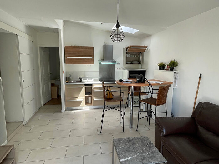 Pessac, Brivazac, Candau : Appartement 2 pièces à louer