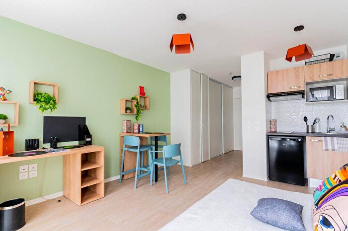 Appartement à louer - Centre Ville, La Rochelle - 1 pièce - 1 chambre