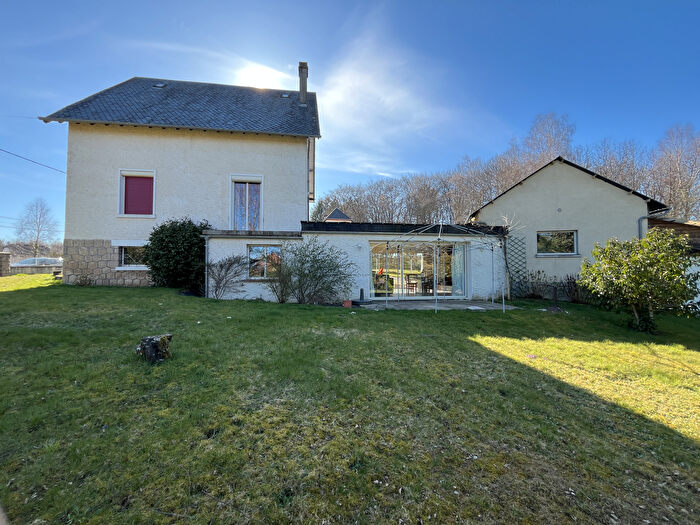 Maison à vendre - Montaignac-Saint-Hippolyte - 9 pièces - 5 chambres