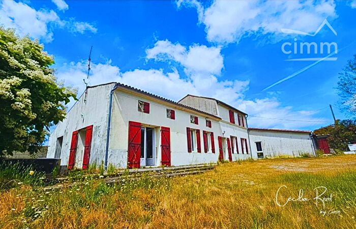 Soubran - Maison 8 pièces à vendre