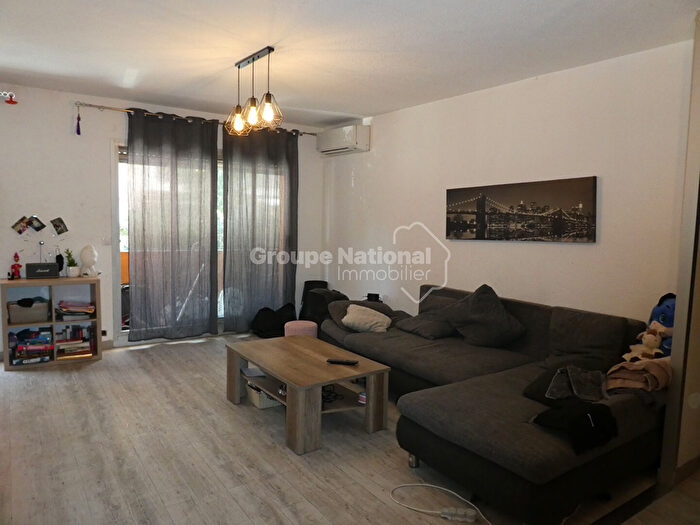 Appartement à louer - Mandelieu-la-Napoule, Capitou - 2 pièces - 1 chambre