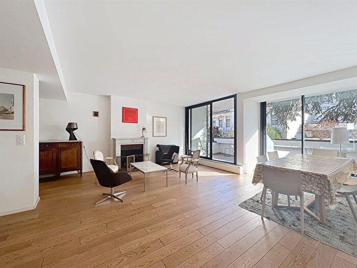 Appartement à vendre - Reims, Centre-ville - 6 pièces - 4 chambres