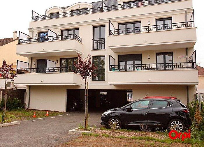 Appartement à louer - Victor Hugo, Sainte-Geneviève-des-Bois - 2 pièces - 1 chambre