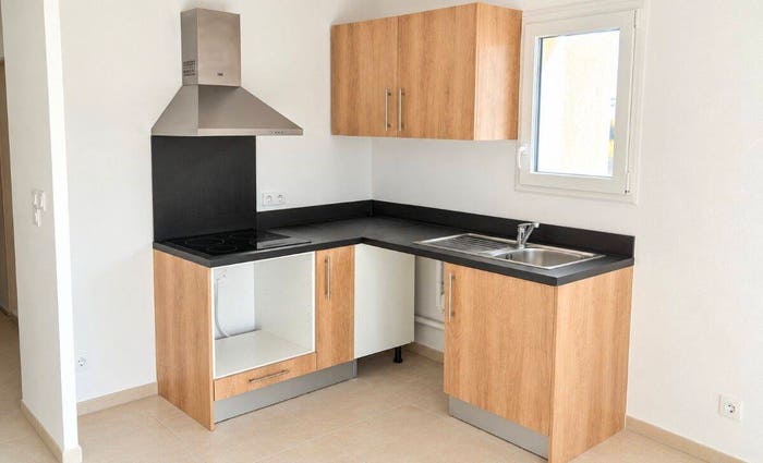 Appartement 2 pièces à Centre Vieille Ville, Brignoles, à louer
