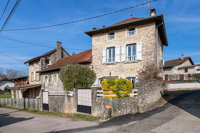 Maison à vendre - Parmilieu - 4 pièces - 3 chambres