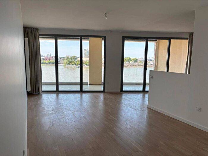 La Bastide, Bordeaux : Appartement 5 pièces à louer