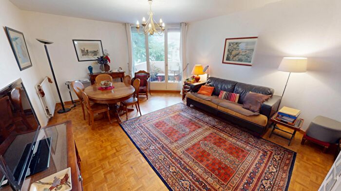 Appartement 4 pièces à Poissy, Centre-ville, à vendre