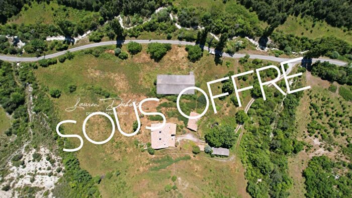 Maison à vendre - Serres - 6 pièces - 5 chambres