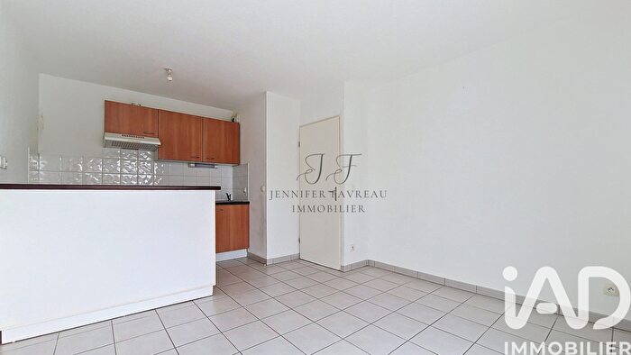 Appartement à vendre - Fargues-Saint-Hilaire - 2 pièces - 1 chambre