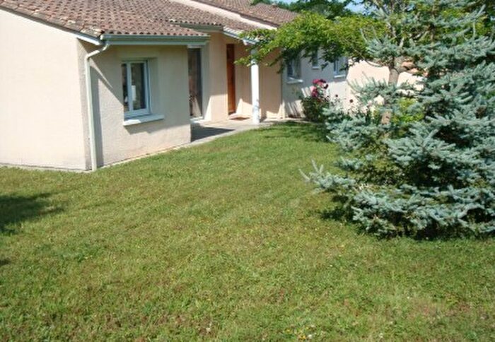 Maison 5 pièces à louer - Sallebuf, Salleboeuf