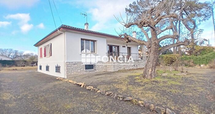 Maison à vendre - Oeyreluy - 5 pièces - 4 chambres