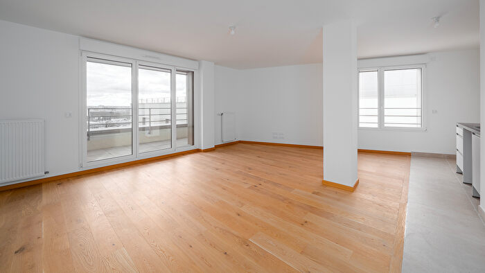 Appartement à louer - La Garenne-Colombes, Champs-Philippe - 5 pièces - 3 chambres