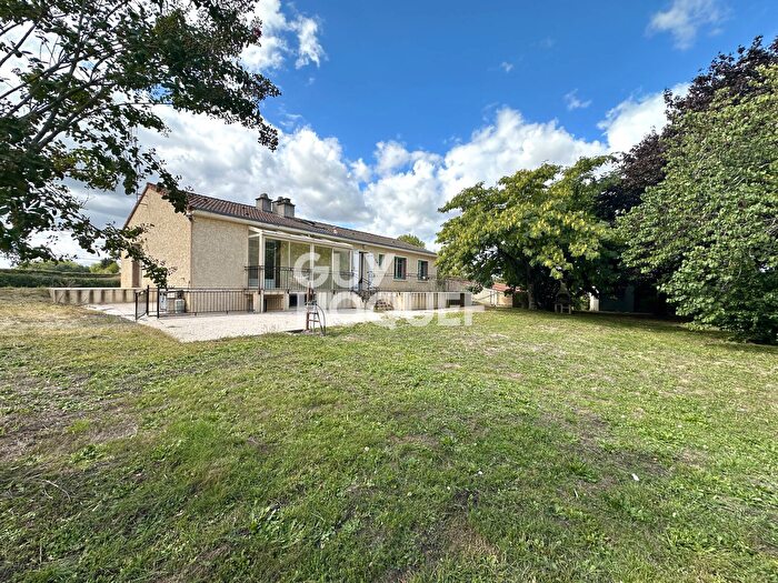 Maison 8 pièces à Foussais-Payré, à vendre