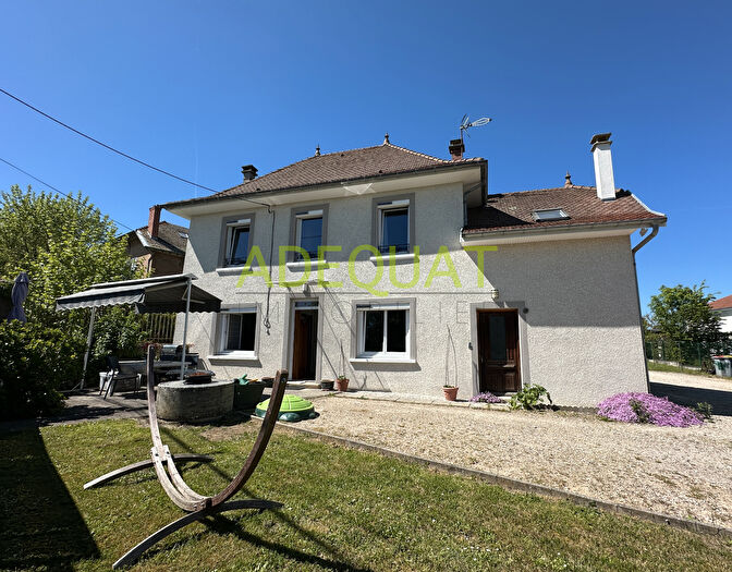 Maison 5 pièces à vendre à Faverges-de-la-Tour