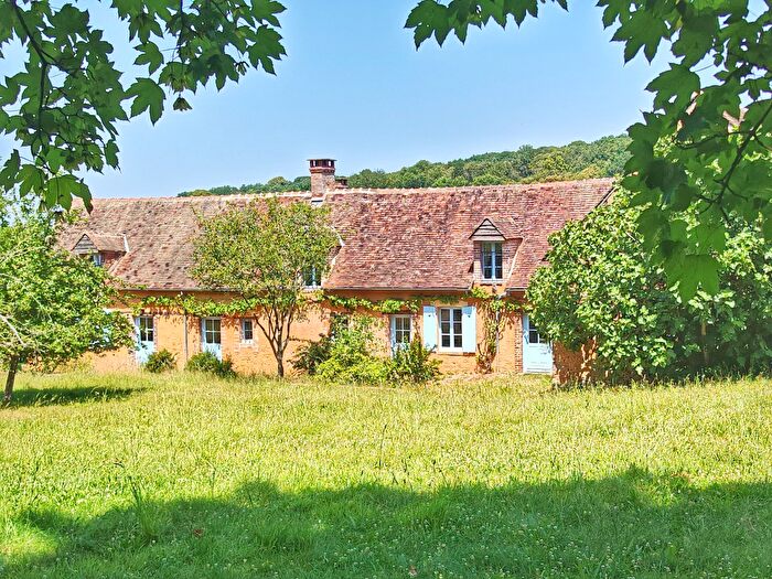 Saint-Michel-de-Chavaignes - Maison 8 pièces à vendre