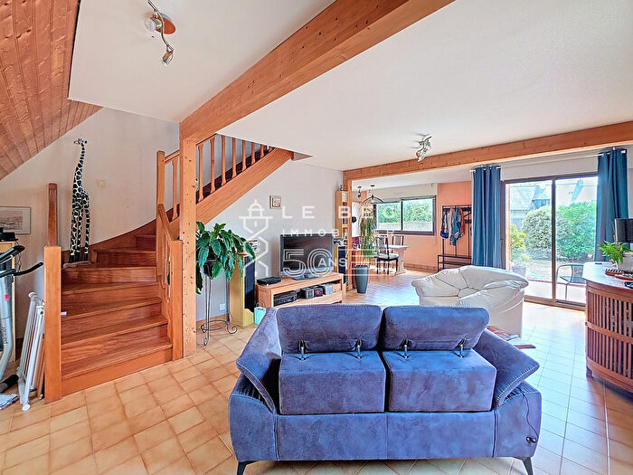 Maison à vendre - Larmor-Plage - 6 pièces - 4 chambres