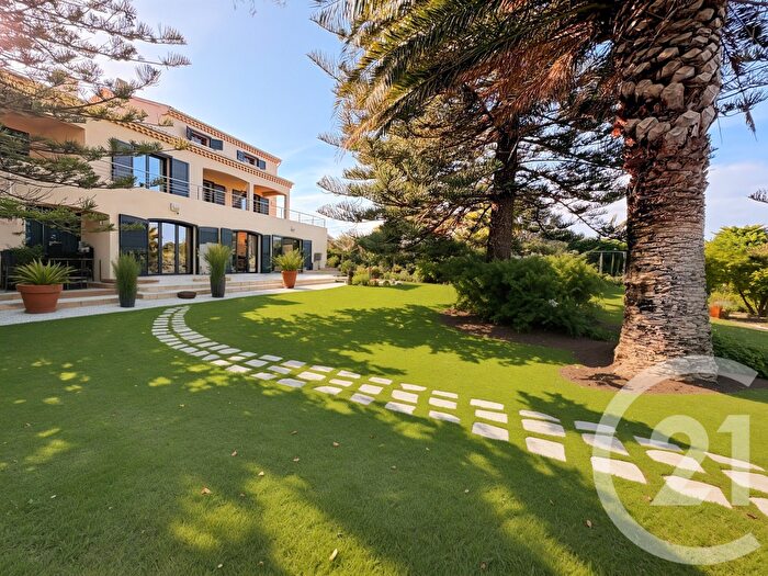 Maison à vendre - Saint-Florent - 12 pièces - 10 chambres