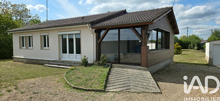 Maison à vendre - Ouzouer-des-Champs - 4 pièces - 3 chambres