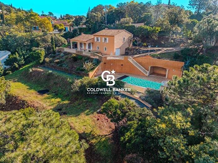 Maison à vendre - Rayol-Canadel-sur-Mer - 5 pièces - 4 chambres