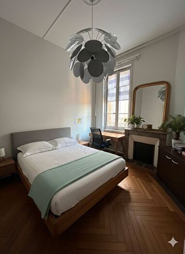 Appartement à louer - Toulouse - 5 pièces - 4 chambres