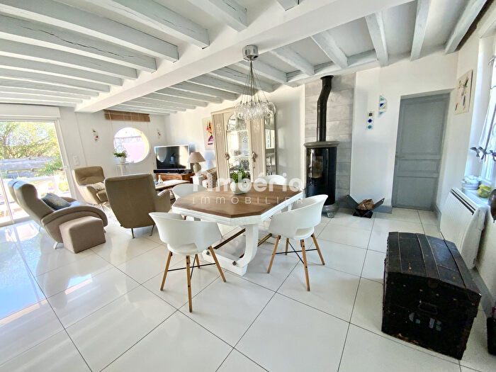 Maison à vendre - Pierrefitte-sur-Sauldre - 5 pièces - 3 chambres