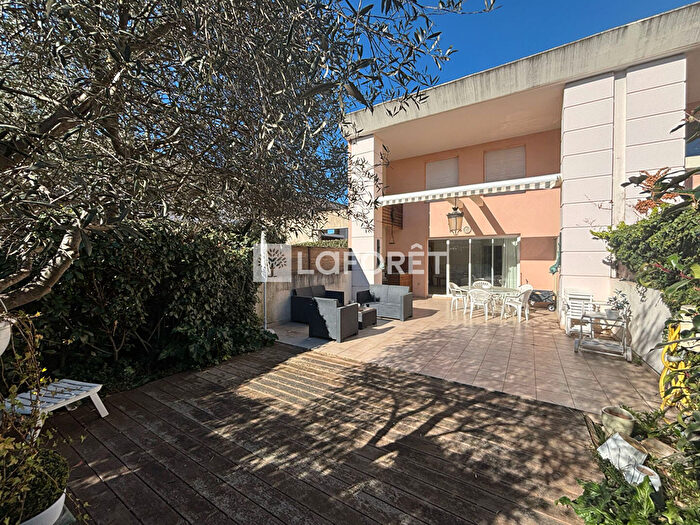 Appartement à vendre - Fréjus, Villeneuve - 6 pièces - 4 chambres