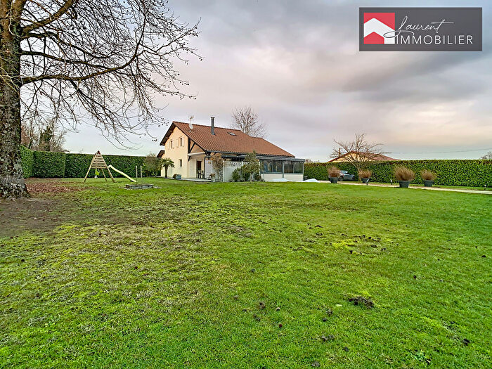 Maison à vendre - Bâgé-la-Ville - 6 pièces - 4 chambres