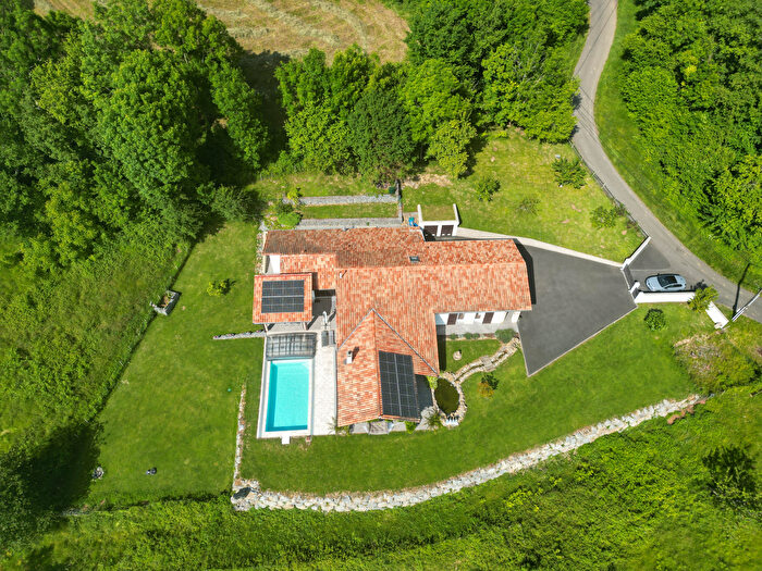 Maison à vendre - Saint-Jean-Pied-de-Port - 6 pièces - 4 chambres