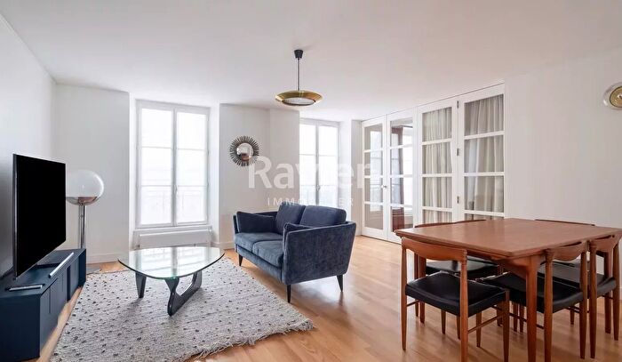 Appartement à louer - Paris e , République, Saint-Ambroise - 4 pièces - 3 chambres