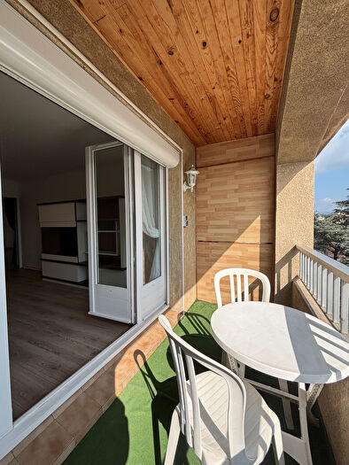 Appartement à vendre - Romans-sur-Isère, Centre-ville - 2 pièces - 1 chambre
