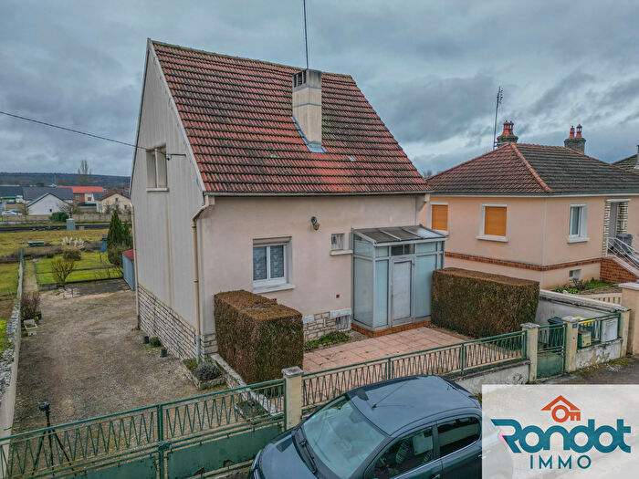 Maison à vendre - Marcilly-sur-Tille - 5 pièces - 4 chambres