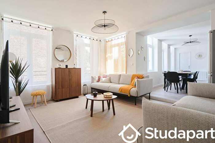 Appartement à louer - Prefecture, Arras - 1 pièce - 3 chambres