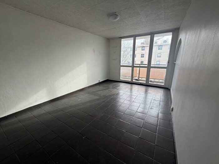 Appartement à louer - Maurice Audin, Clichy-sous-Bois - 3 pièces - 2 chambres