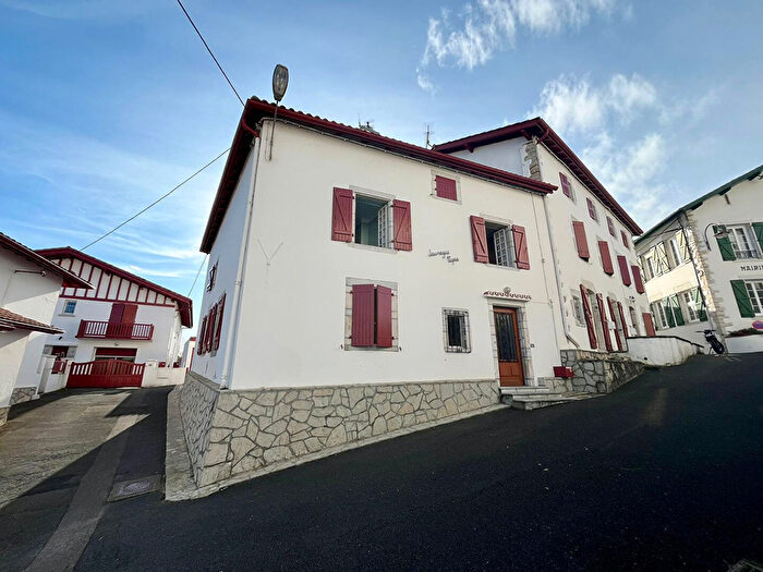 Maison à vendre - Briscous - 5 pièces - 4 chambres