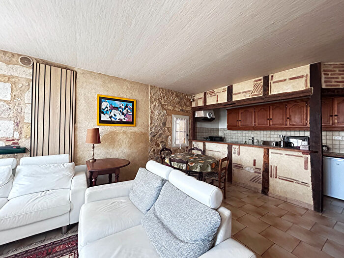 Appartement à louer - Bergerac, Centre-ville - 3 pièces - 2 chambres