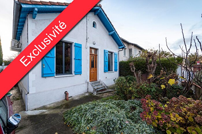 Maisons à vendre et appartements à louer - 1