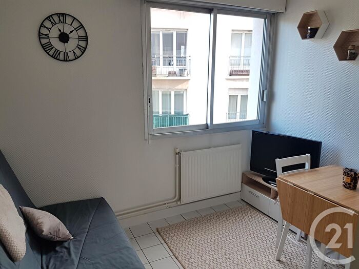 Rouen, Vieux Marché, Cathédrale : Appartement 1 pièce à louer
