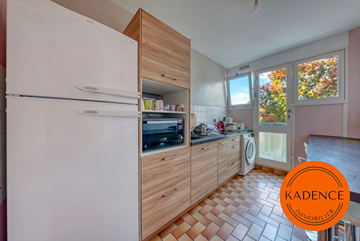 Quartiers Nord-Ouest, Villejean : Appartement 4 pièces à vendre