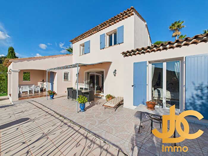 Maison à vendre - Auribeau-sur-Siagne - 5 pièces - 3 chambres